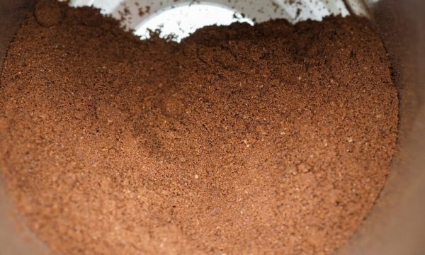 4 Incredible Chebe Powder Benefits & How To Use It